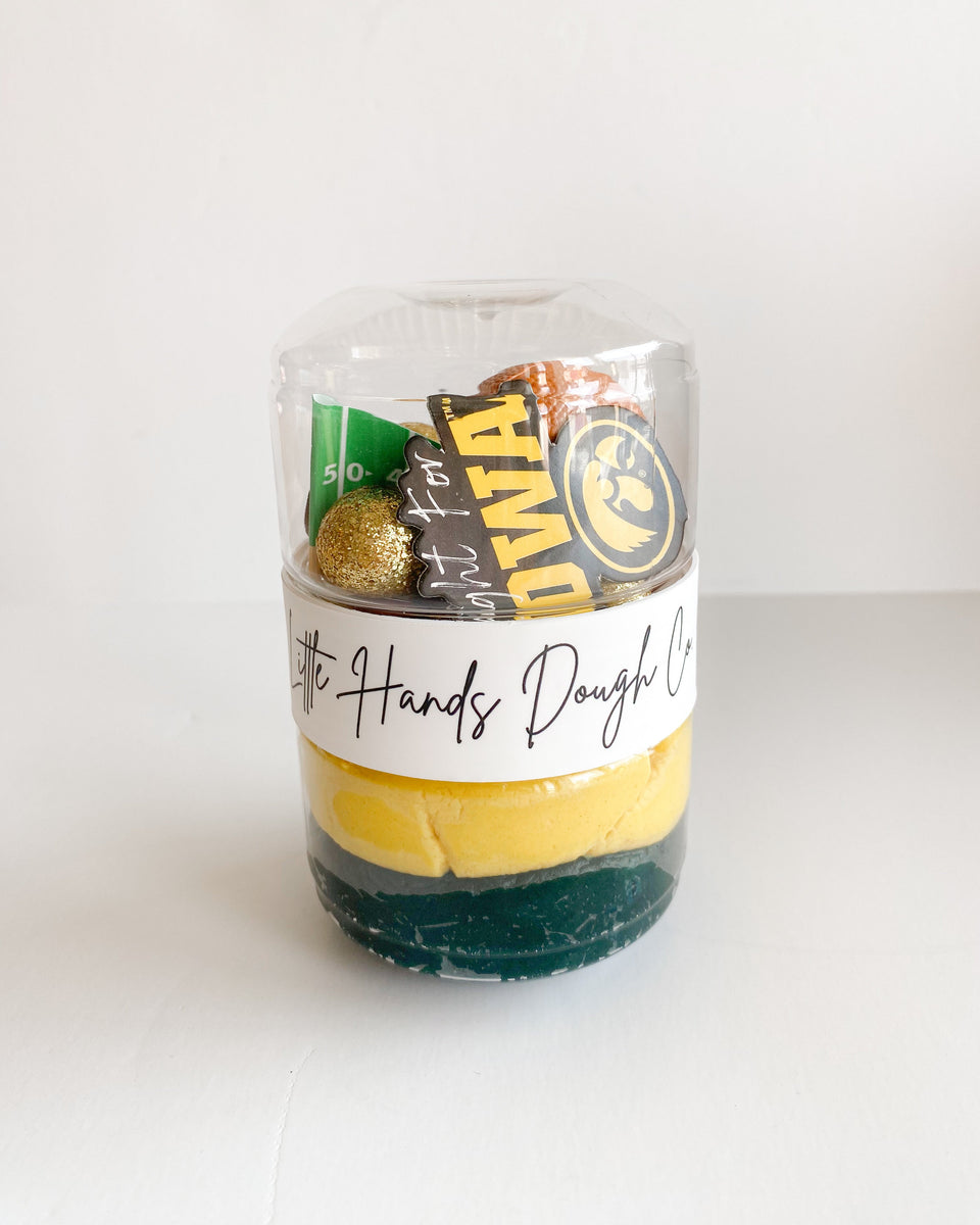 Hawkeyes Little Hands Playdough Jar – Doe A Deer
